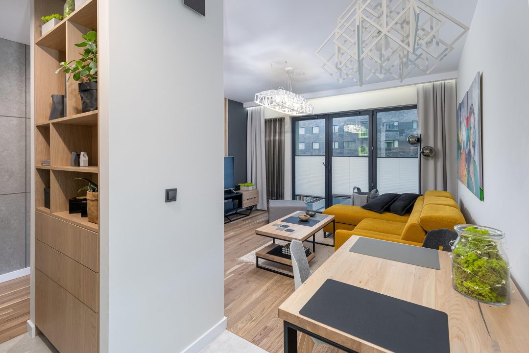 Gazumping And Gazundering Explained: What Buyers Need To Know - Planet ...